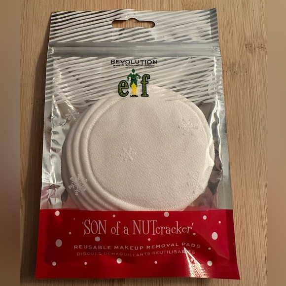 Makeup Revolution | Makeup | Elf X Revolution Reusable Make Up Removal ...